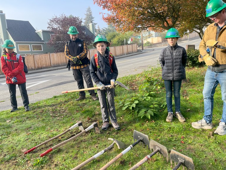 Join WTA on trail and start a new family tradition — Washington Trails ...