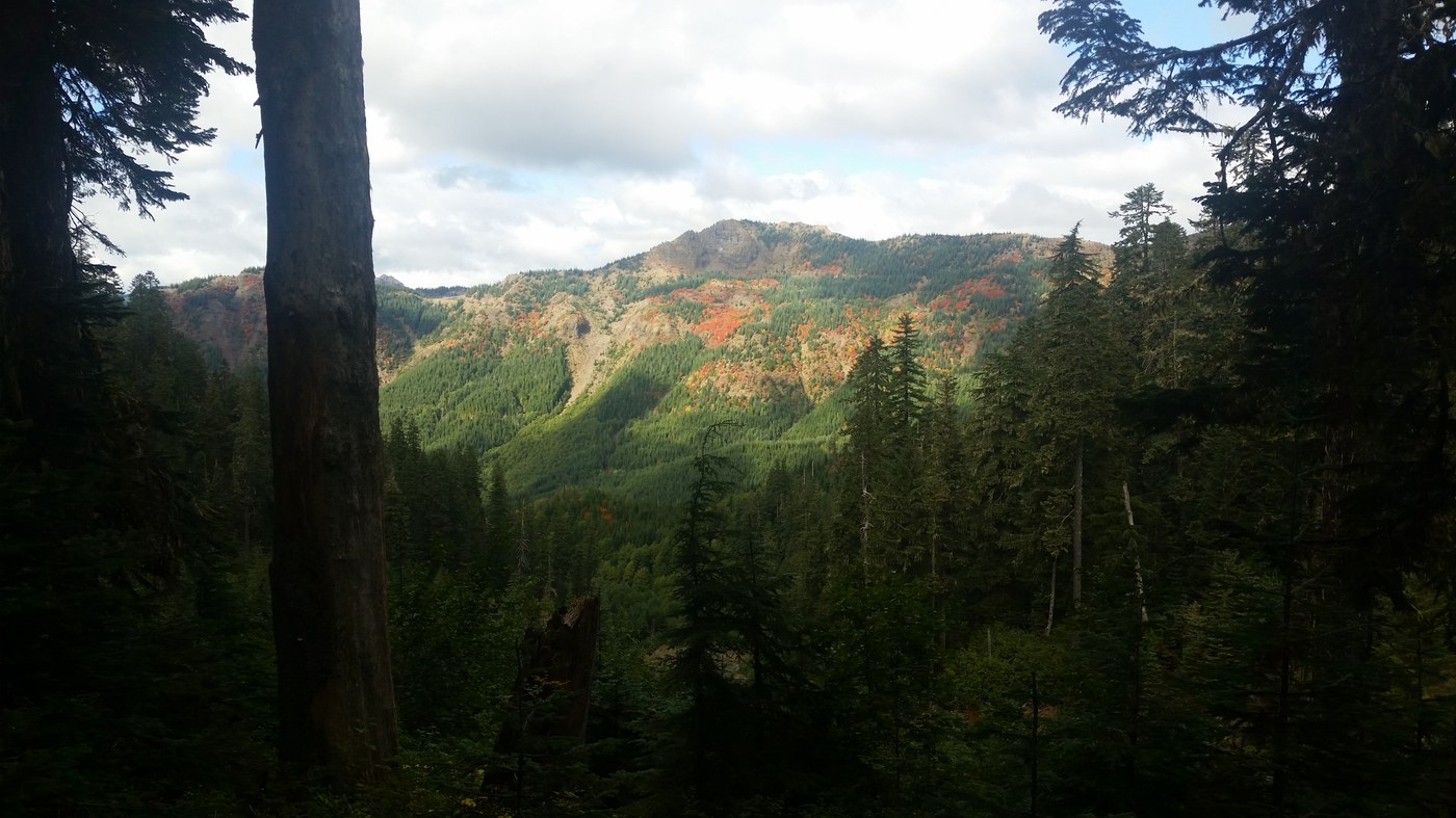 22 Loop Trails to Try Next Time You Need A Good Backpacking Trip ...