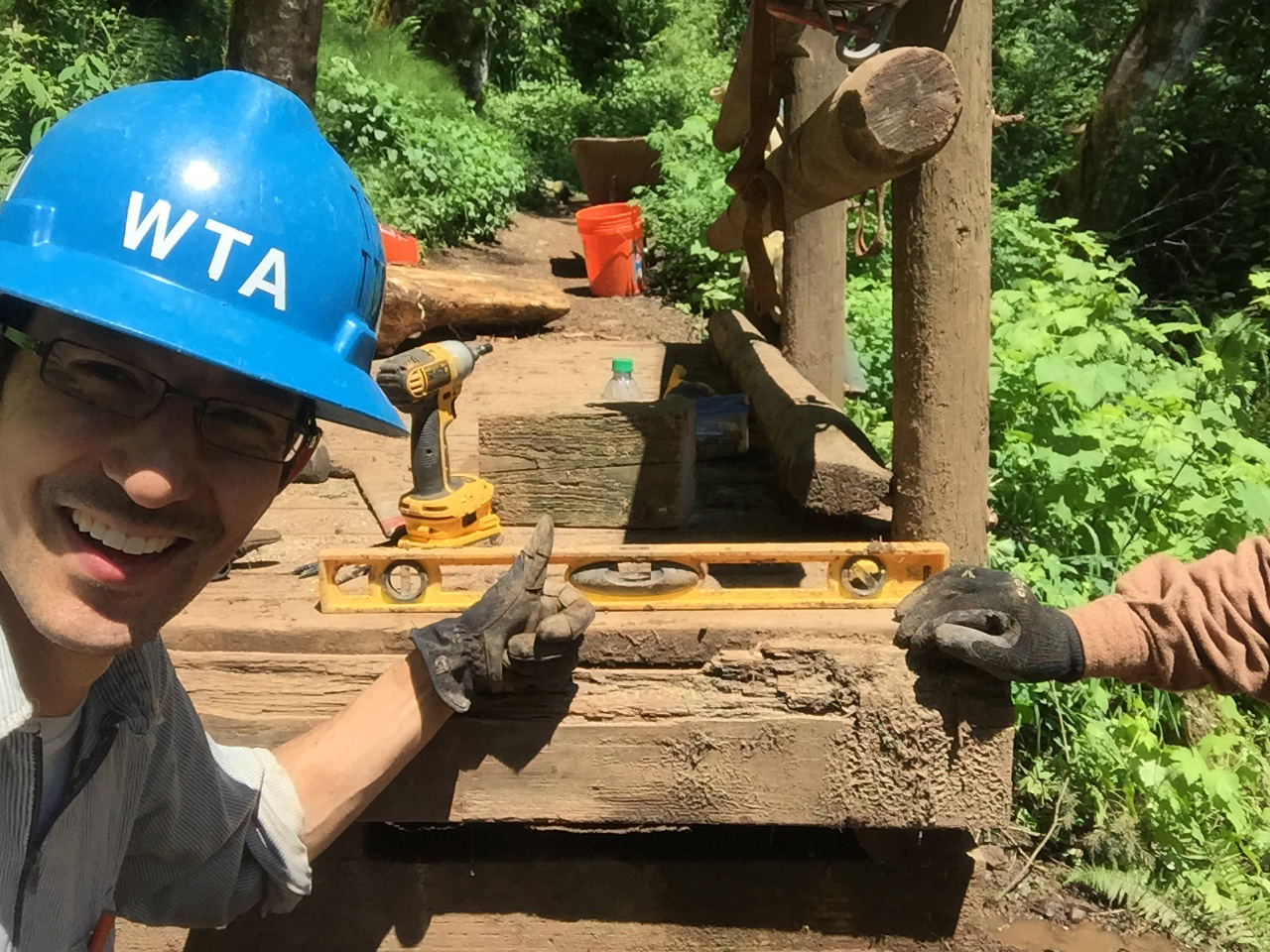 Building Bridges — Washington Trails Association