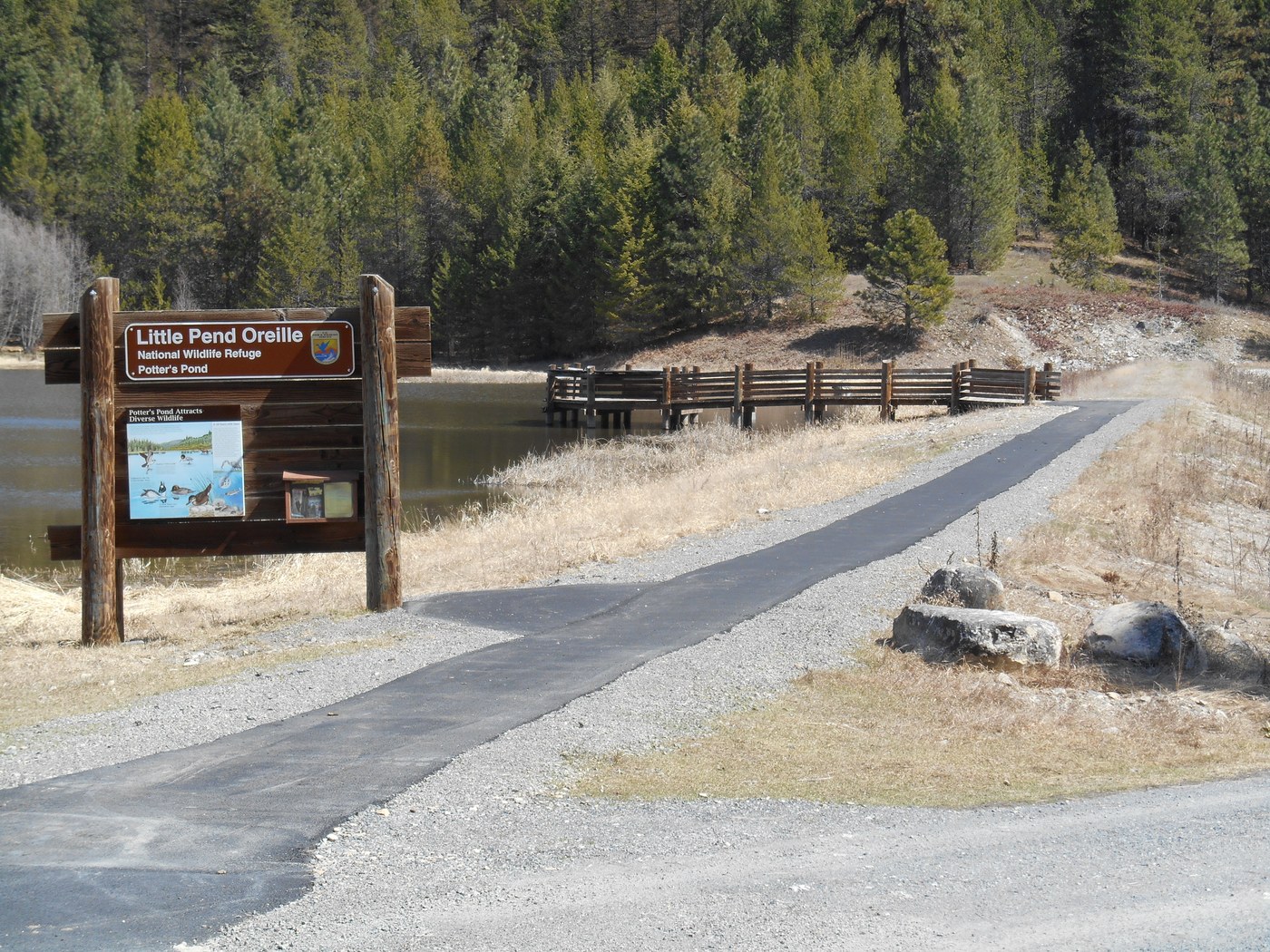 Potters Pond Fishing and Observation Platform — Washington Trails ...
