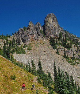 Chinook Pass to Crystal Mountain via the Pacific Crest Trail ...