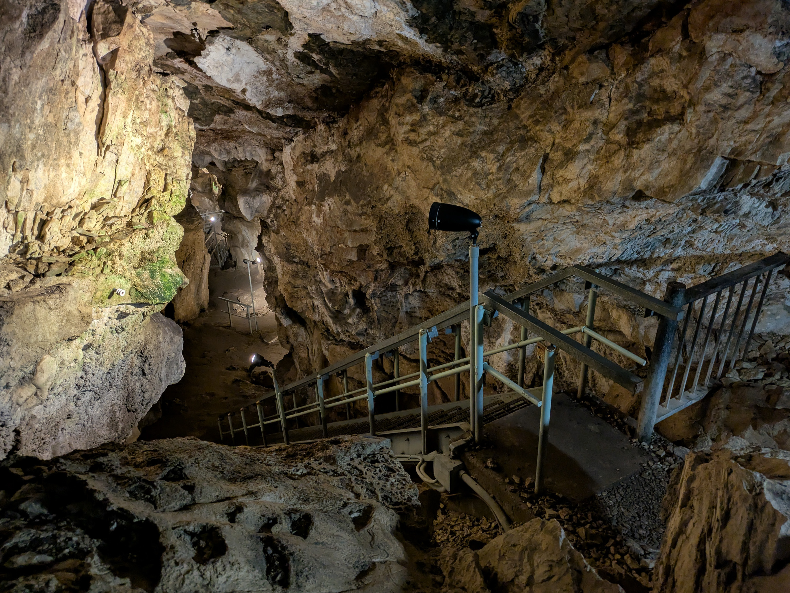 Crawford State Park - Gardner Cave — Washington Trails Association