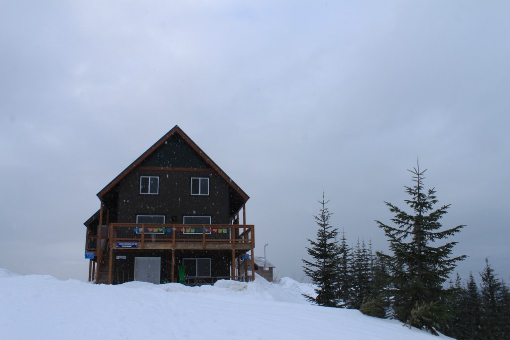 Snow Bowl Hut Snowshoe — Washington Trails Association