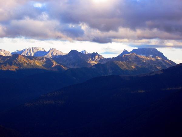 Bull's Tooth,Chain Lakes #1569,Doelle Lakes — Washington Trails Association