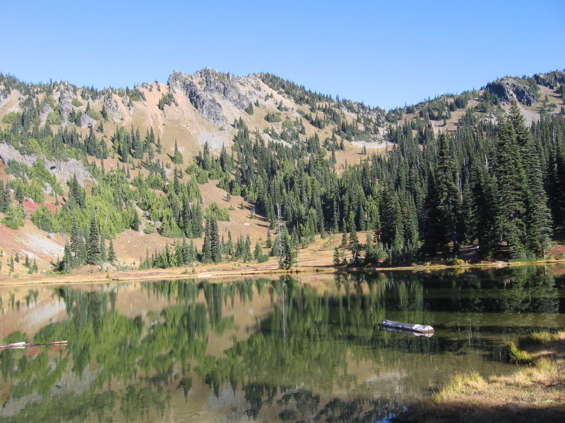 Sheep Lake and Sourdough Gap, Crystal Mountain Loop — Washington Trails ...