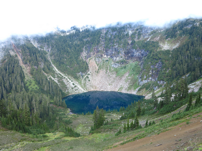 Round Lake — Washington Trails Association
