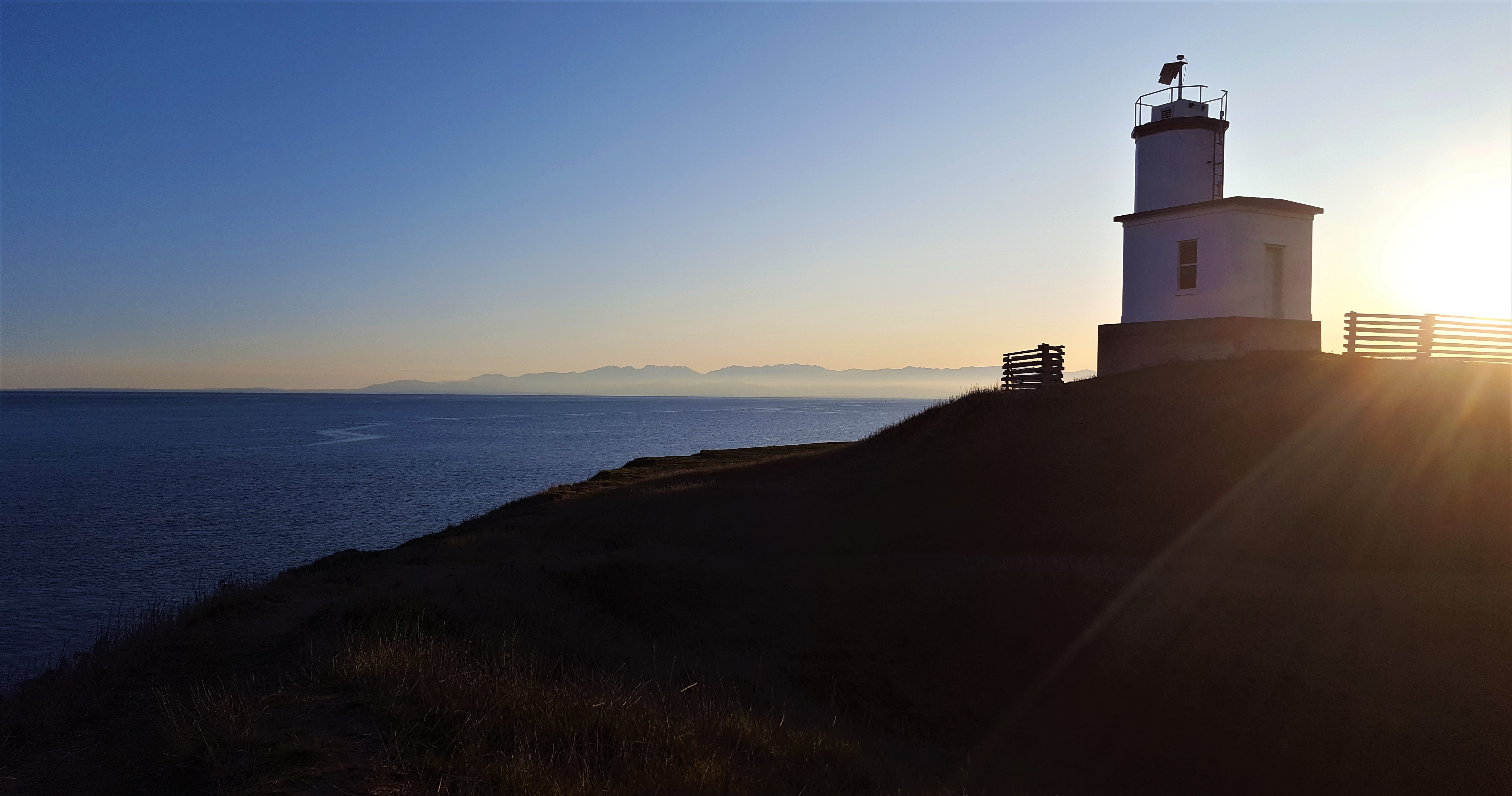 Cattle Point Lighthouse — Washington Trails Association