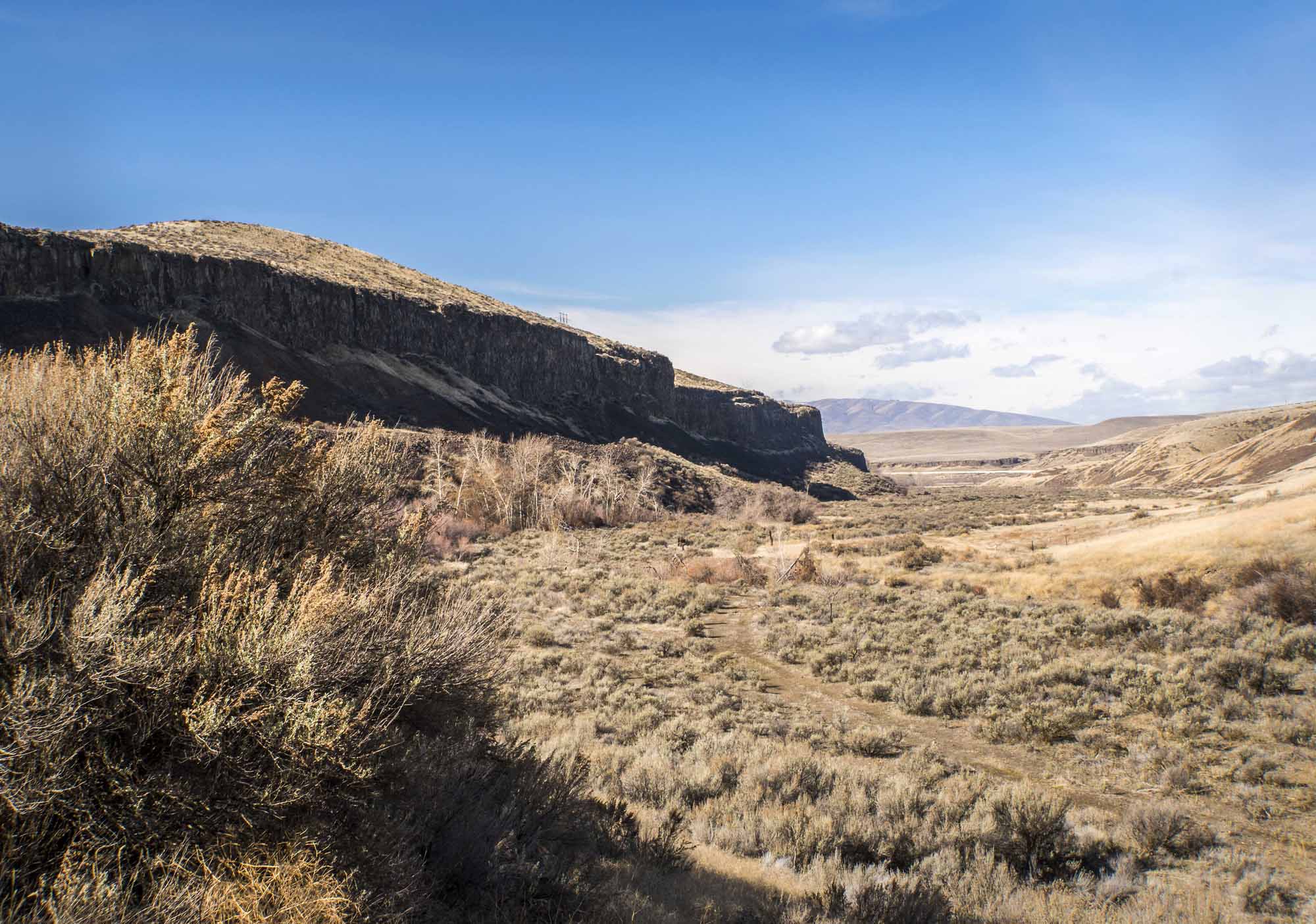 Selah Cliffs Natural Area Preserve — Washington Trails Association