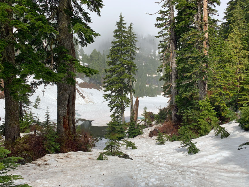 Pinnacle Lake — Washington Trails Association