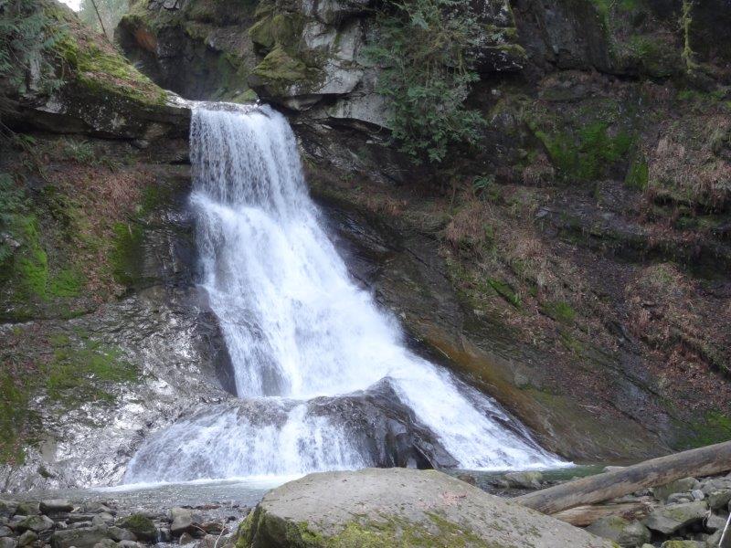 Racehorse Falls — Washington Trails Association