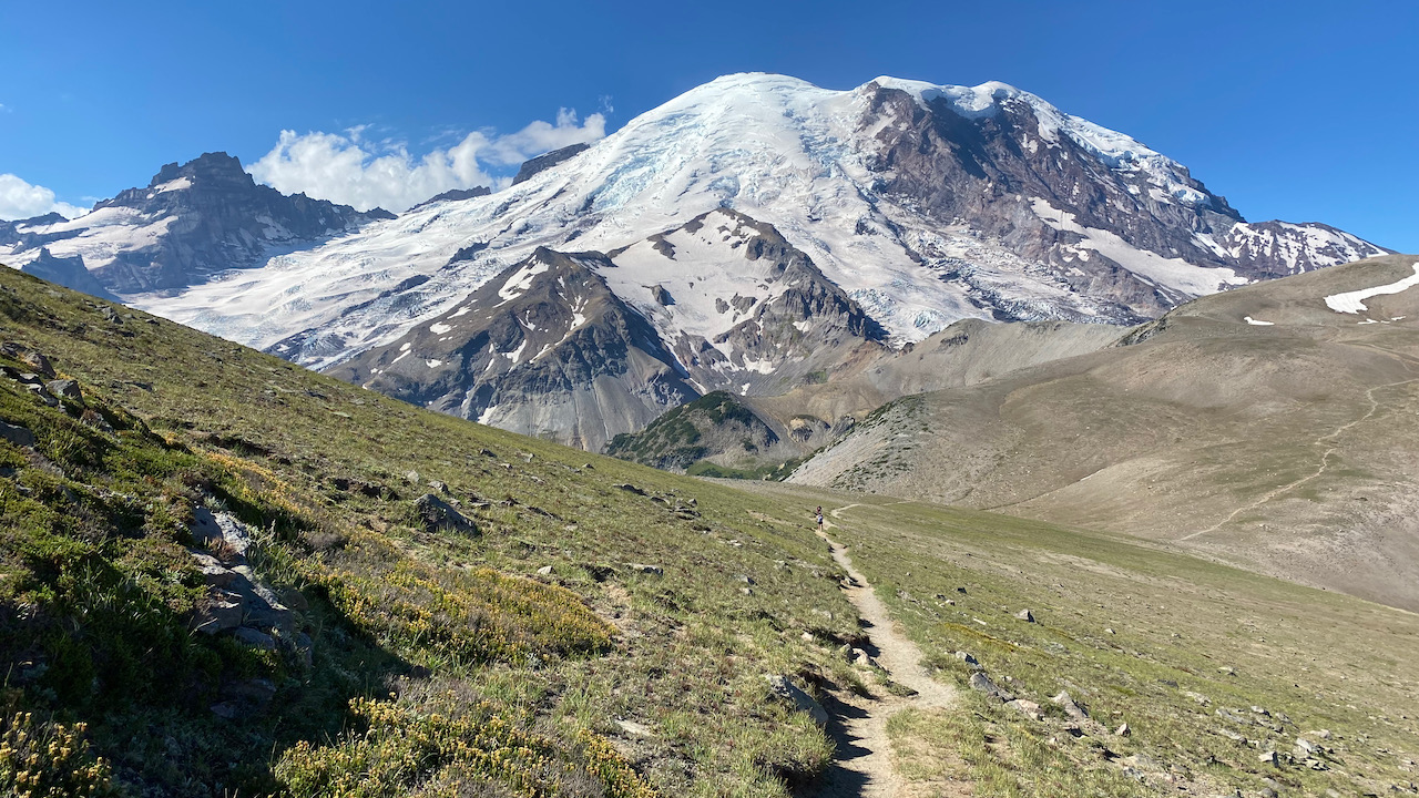 Burroughs Mountain, Sunrise Rim Trail — Washington Trails Association