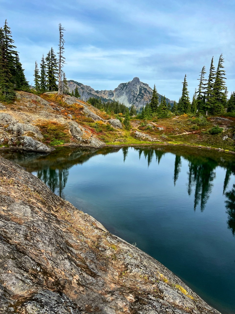 Rampart Ridge - Rampart Lakes — Washington Trails Association