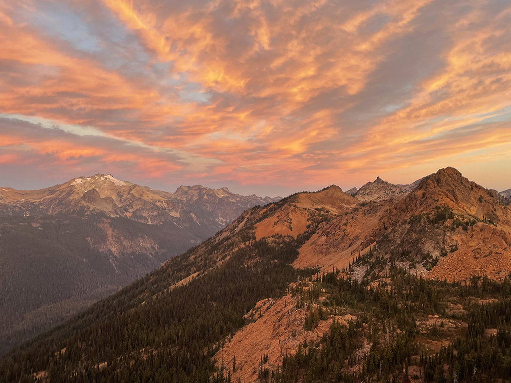 Paddy-Go-Easy Pass, Paddy-Go-North — Washington Trails Association