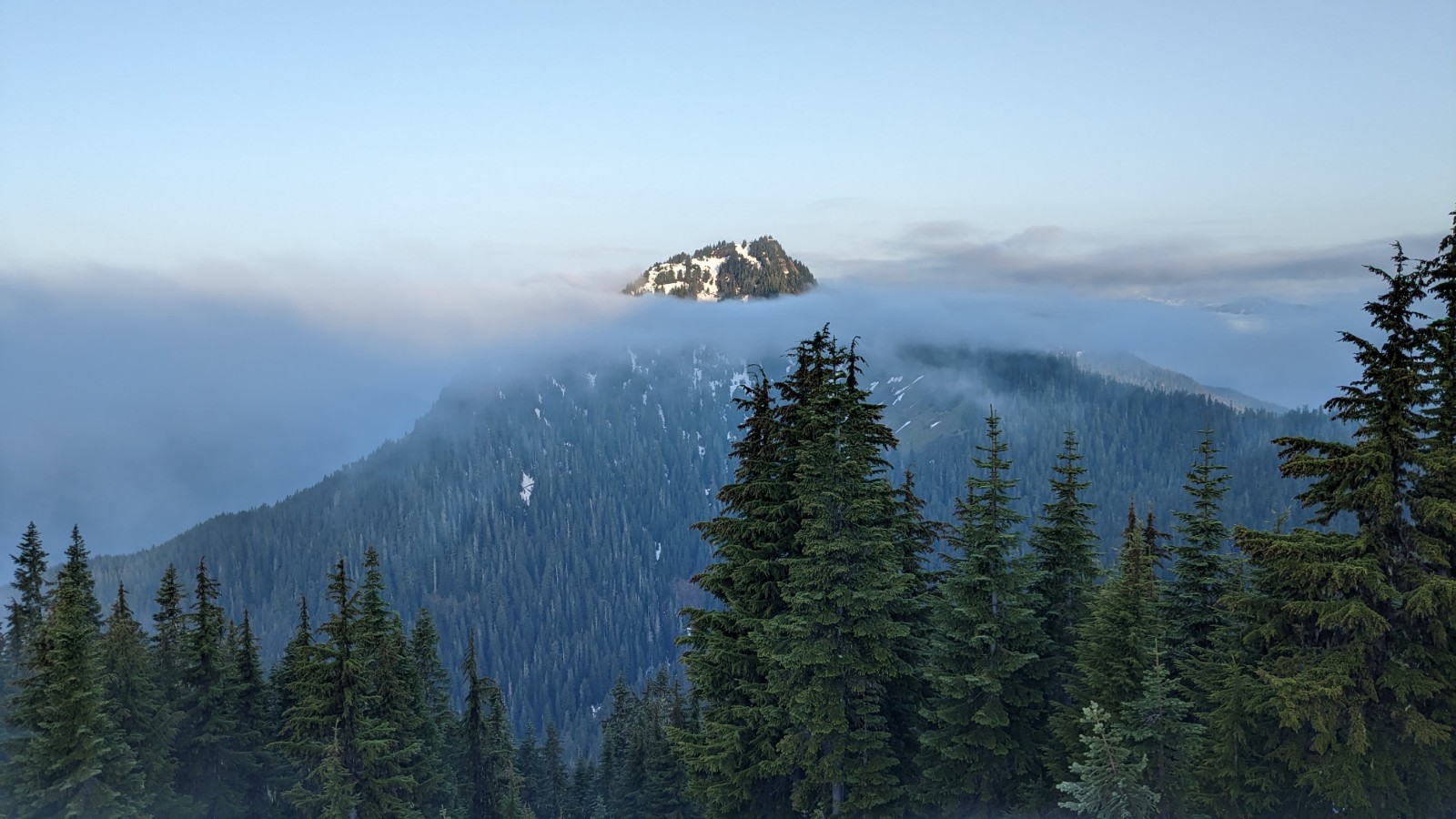 Monogram Lake, Lookout Mountain Lookout — Washington Trails Association