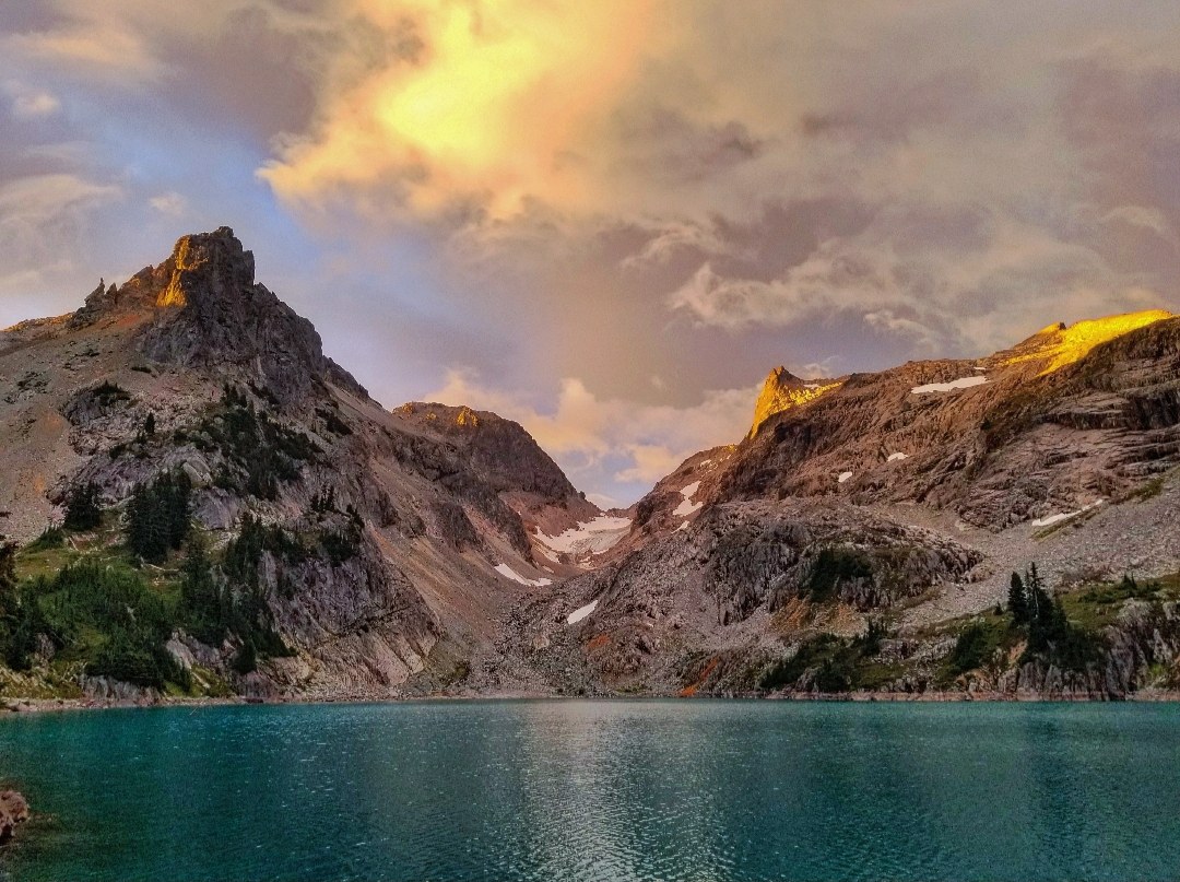 Jade Lake, Dip Top Gap, Marmot Lake, Pea Soup Lake — Washington Trails ...