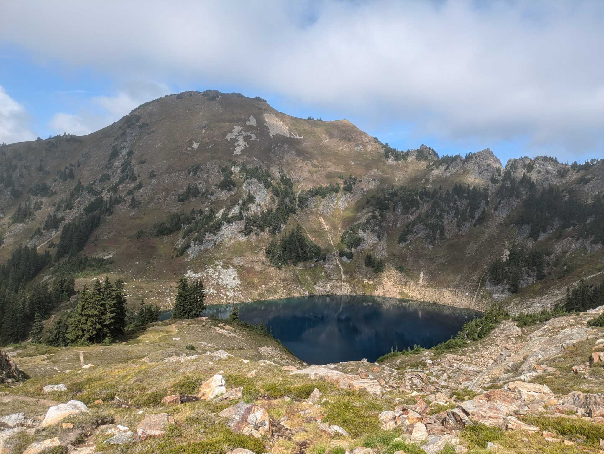White Pass - Pilot Ridge Loop, Indian Head Peak — Washington Trails ...